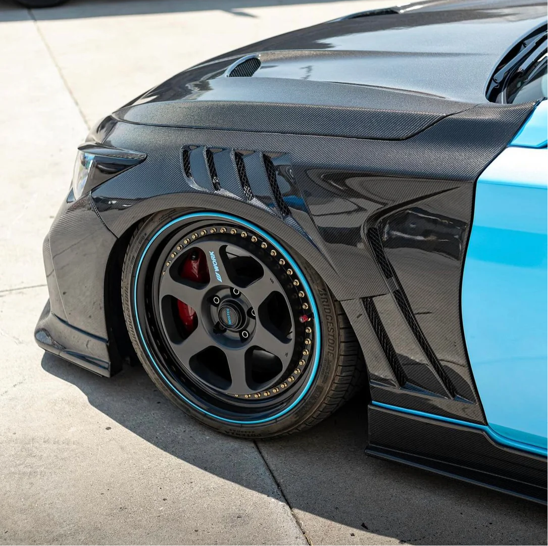 Q50 V3 Carbon Fiber Fenders Double Vented – Carbon Edge Dynamics